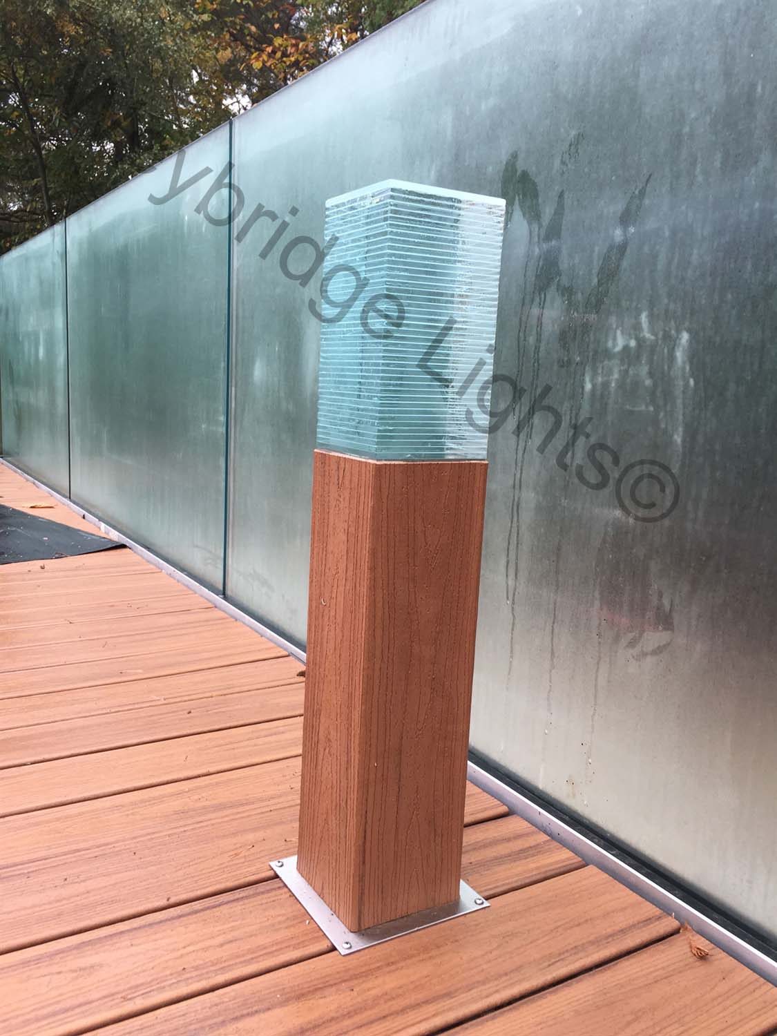 Bespoke-LED-Glass-Bollards-St-Georges-Hills-2016